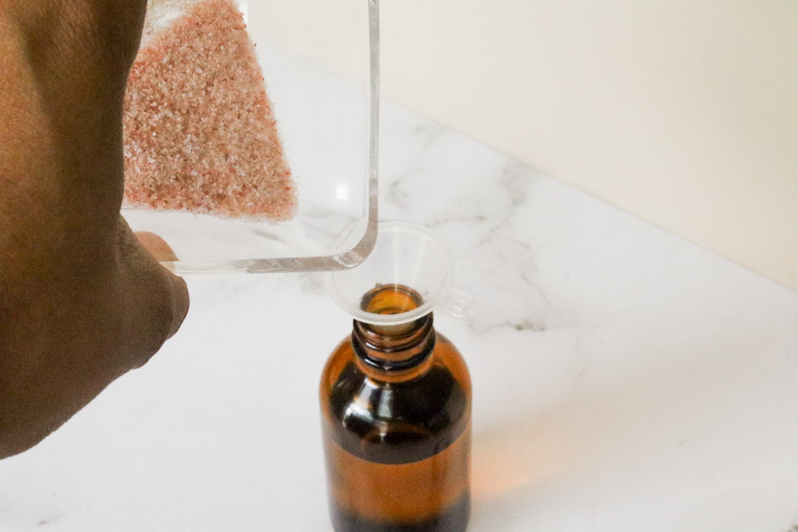Easy Sea Salt Spritz Recipe for Natural Beach Waves