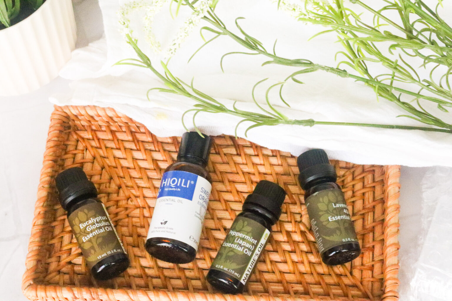 How to Use Essential Oils for Labor – A Gentle Guide for Mamas
